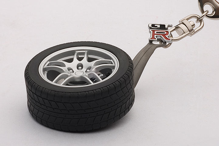 41563 NISSAN SKYLINE GT-R(R33) WHEEL KEYCHAIN (WITH GT-R EMBLEM HANGED ...